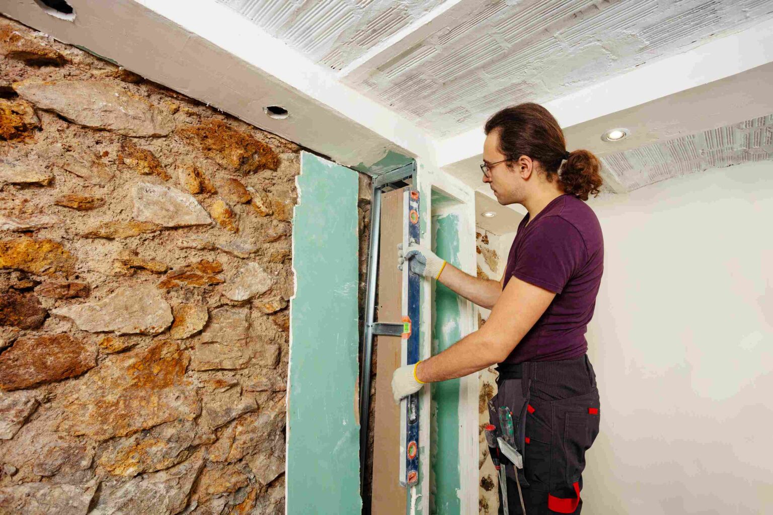 Plaster Vs Drywall: What’s Better For Your Home?
